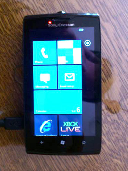 eBay 驚現 Sony Windows Phone Julie ？ - DCFever.com