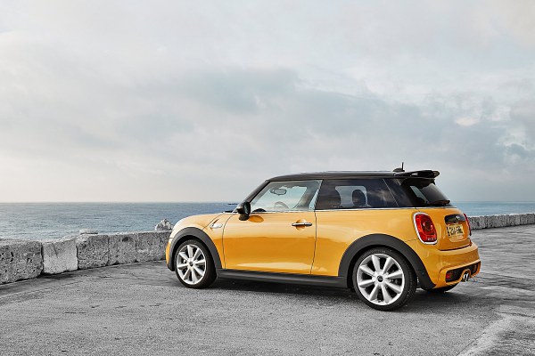 Mini The Mini Cooper S 香港規格、價錢、牌費及介紹文 - DCFever.com
