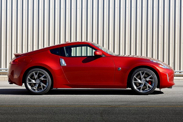 Nissan 370Z 香港規格、價錢、牌費及介紹文 - DCFever.com