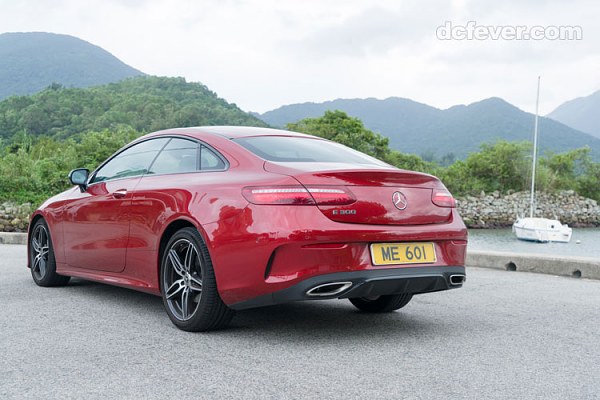 Mercedes-Benz E300 Coupe 香港規格、價錢、牌費及介紹文 - DCFever.com
