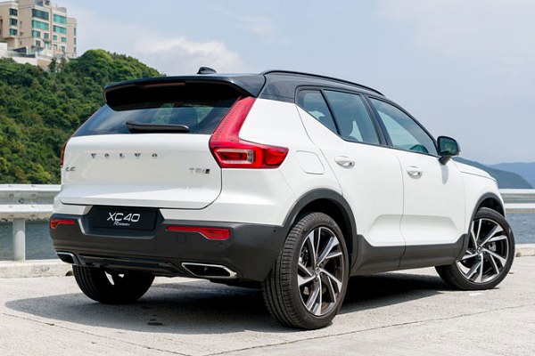 Volvo XC40 T5 R-Design 香港規格、價錢、牌費及介紹文 - DCFever.com
