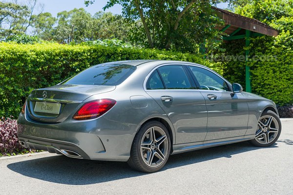 Mercedes-Benz C200 Facelift 香港規格、價錢、牌費及介紹文 - DCFever.com
