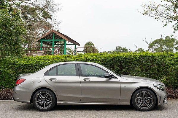 Mercedes-Benz AMG C43 4MATIC Facelift 香港規格、價錢、牌費及介紹文 - DCFever.com