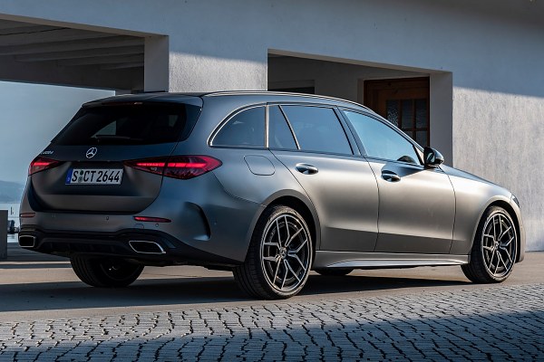 Mercedes-Benz C200 AMG Edition 旅行車 香港規格、價錢、牌費及介紹文 - DCFever.com