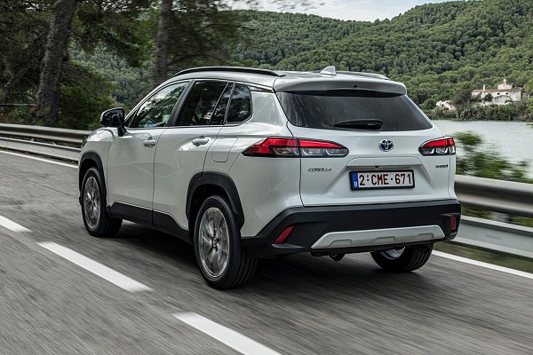 Toyota Corolla Cross HEV 香港規格、價錢、牌費及介紹文 - DCFever.com