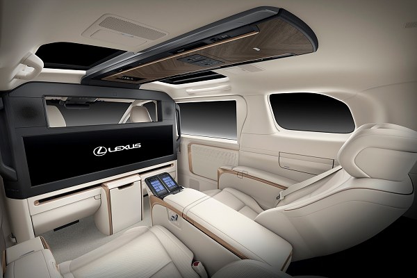 Lexus LM 350h Emperor Suite (4座) 香港規格、價錢、牌費及介紹文 - DCFever.com